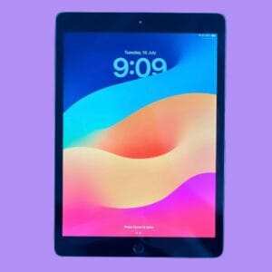 Buy Apple iPad 6th Generation Wi-Fi, 32GB - Gray @ OMR 44.990